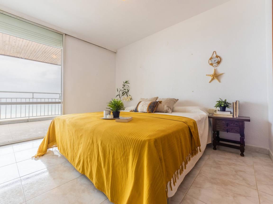 90 M² Apartamento ∙ 3 Habitaciones ∙ 6 Huéspedes - Vilaseca