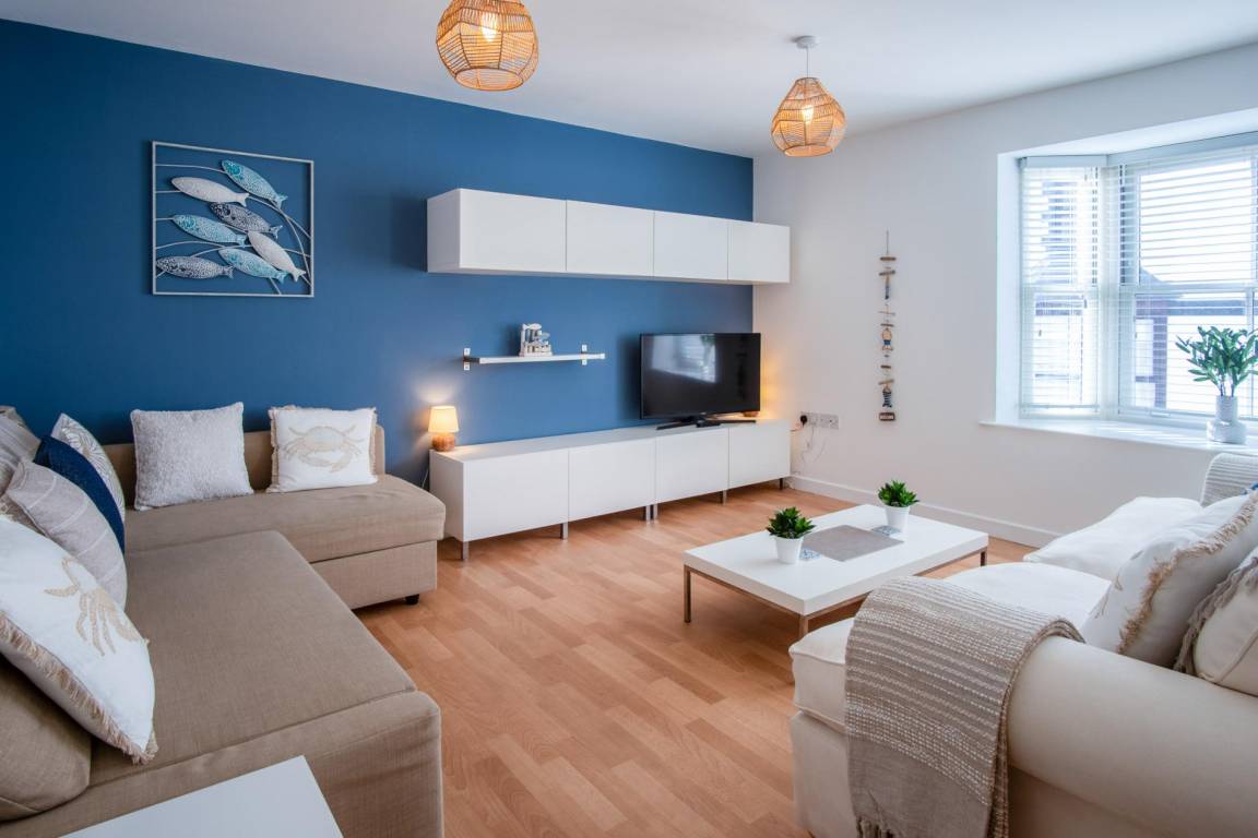 70 M² Apartment ∙ 2 Bedrooms ∙ 4 Guests - Tenby