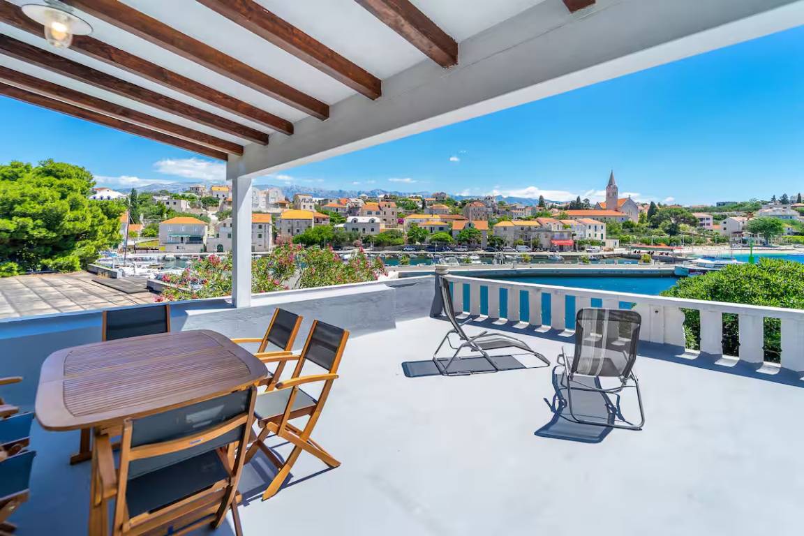 143 M² Maison De Vacances ∙ 3 Chambres ∙ 7 Personnes - Brela