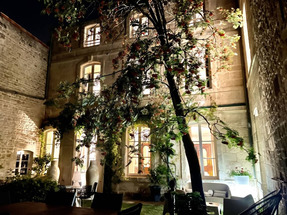 480 M² Huis ∙ 7 Slaapkamers ∙ 15 Gasten - Niort