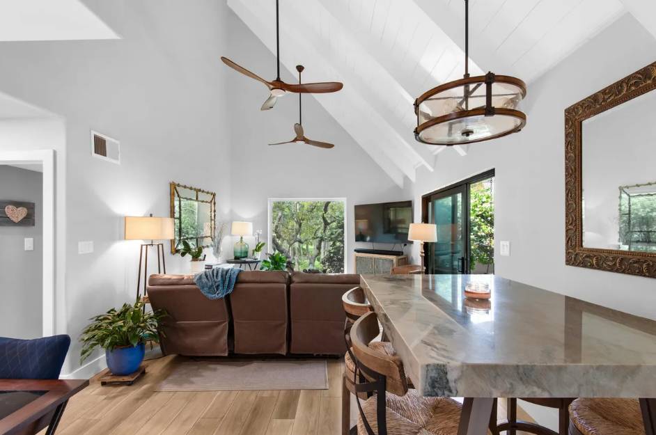 103 M² Condo ∙ 2 Bedrooms ∙ 6 Guests - Miramar Beach, FL