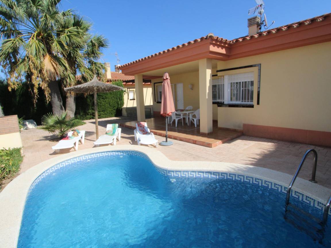 90 M² Maison De Vacances ∙ 3 Chambres ∙ 6 Personnes - Riumar