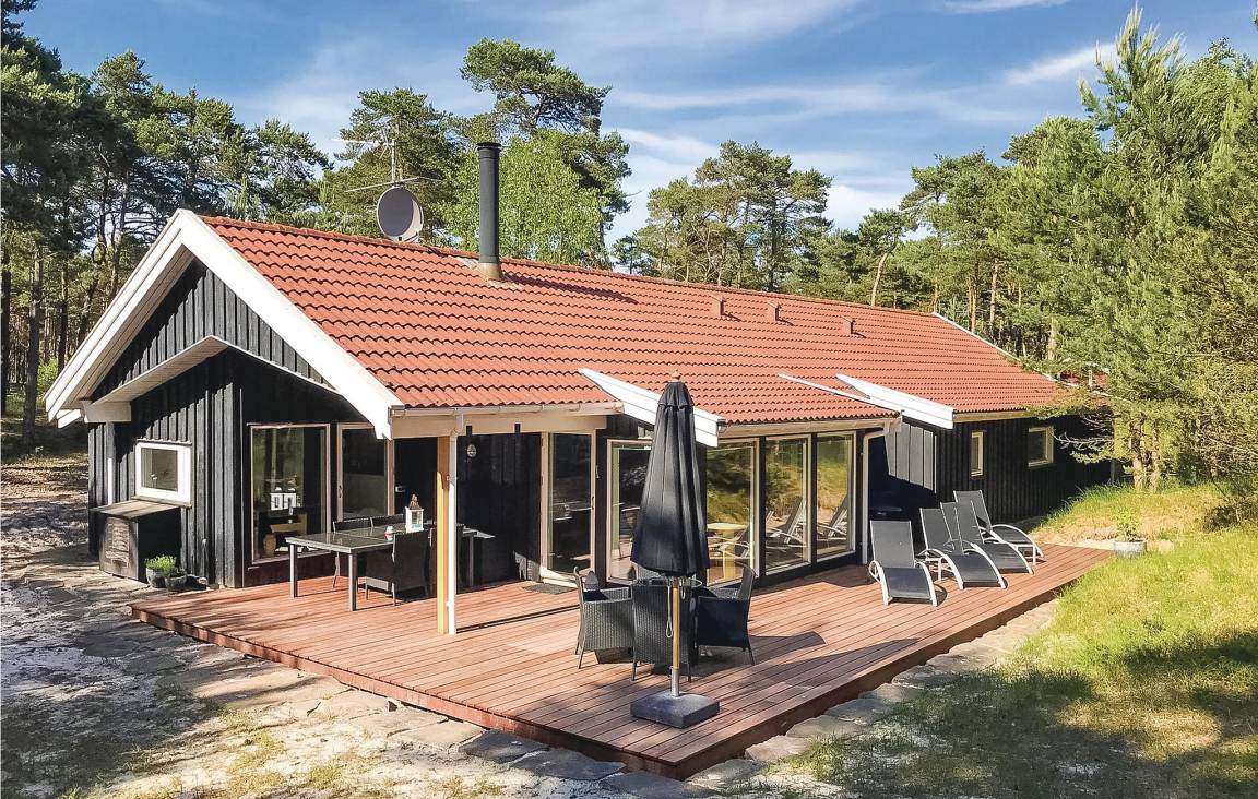 118 M² Maison De Vacances ∙ 4 Chambres ∙ 8 Personnes - Bornholm