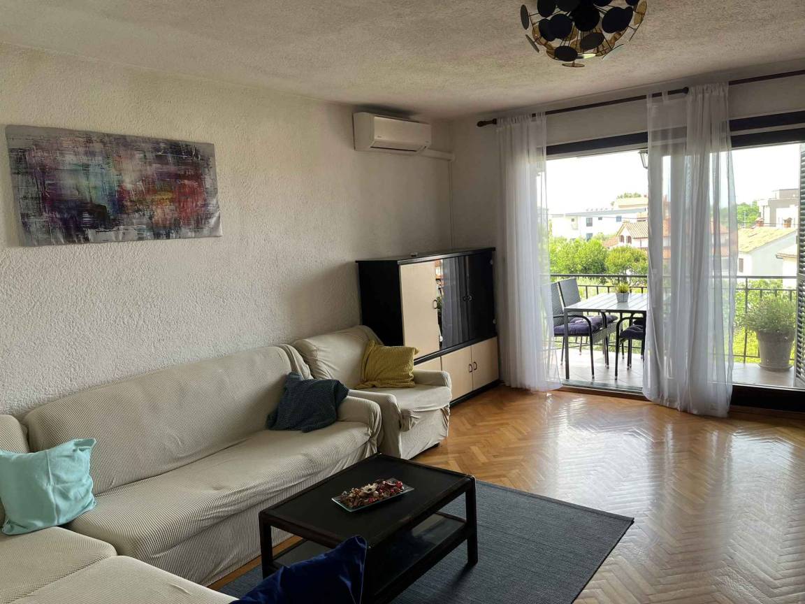 81 M² Apartment ∙ 2 Bedrooms ∙ 4 Guests - Poreč