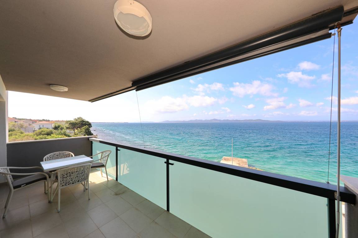 75 M² Apartment ∙ 2 Bedrooms ∙ 5 Guests - Nin