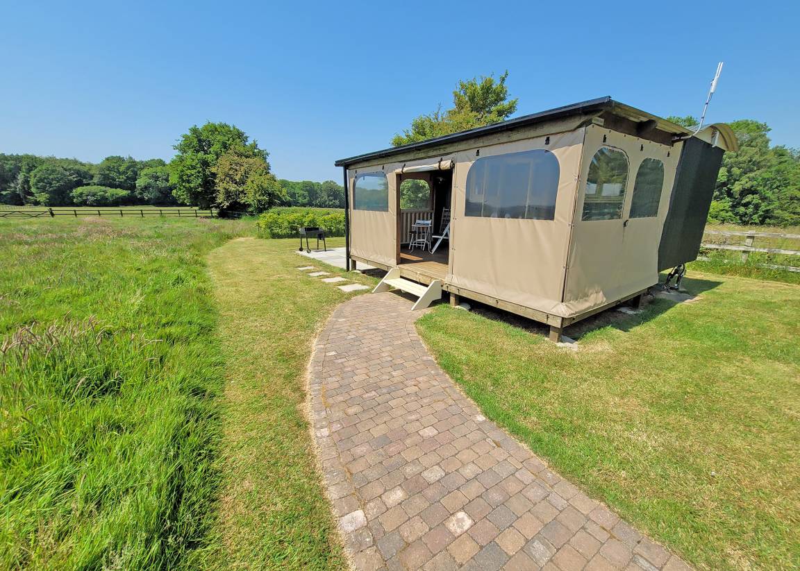 Chalet ∙ 1 Bedroom ∙ 2 Guests - Hampshire