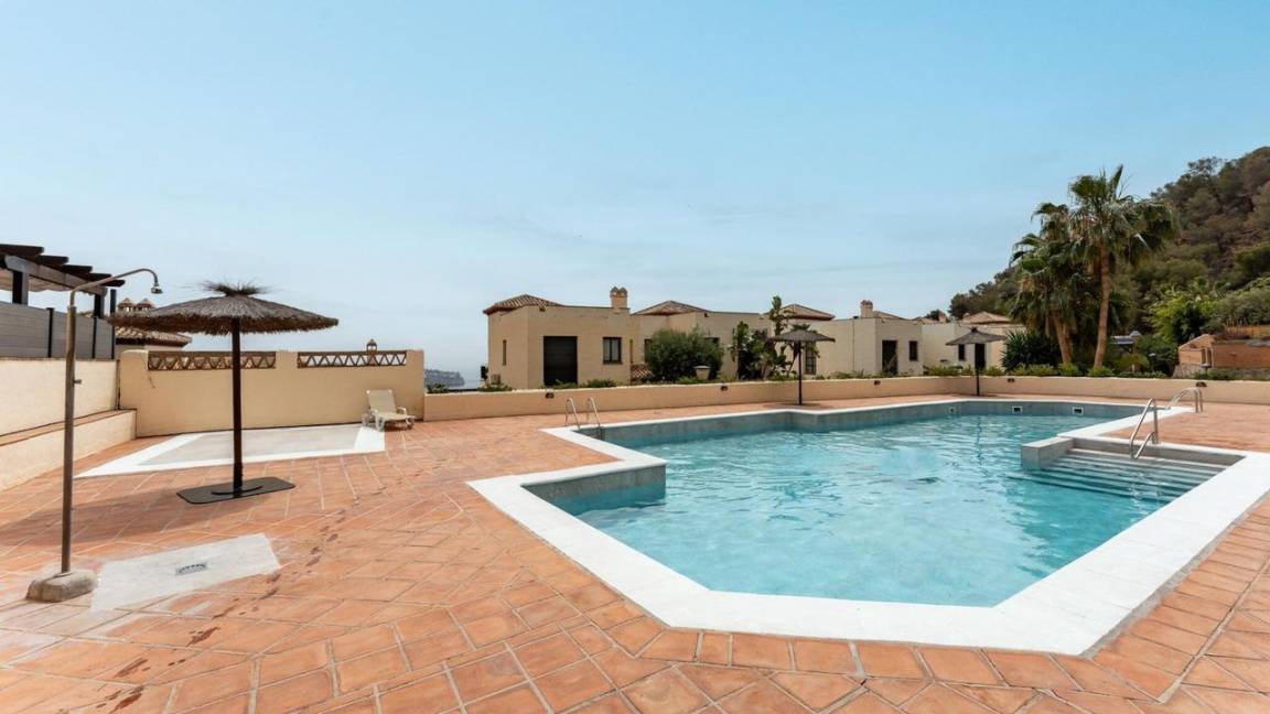 140 M² House ∙ 3 Bedrooms ∙ 4 Guests - Costa Tropical