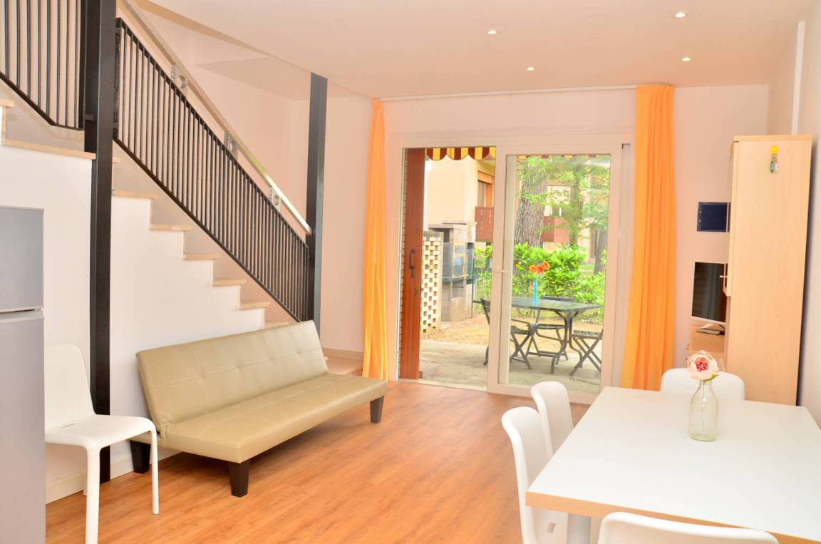 70 M² Villa ∙ 3 Bedrooms ∙ 6 Guests - Bibione Pineda