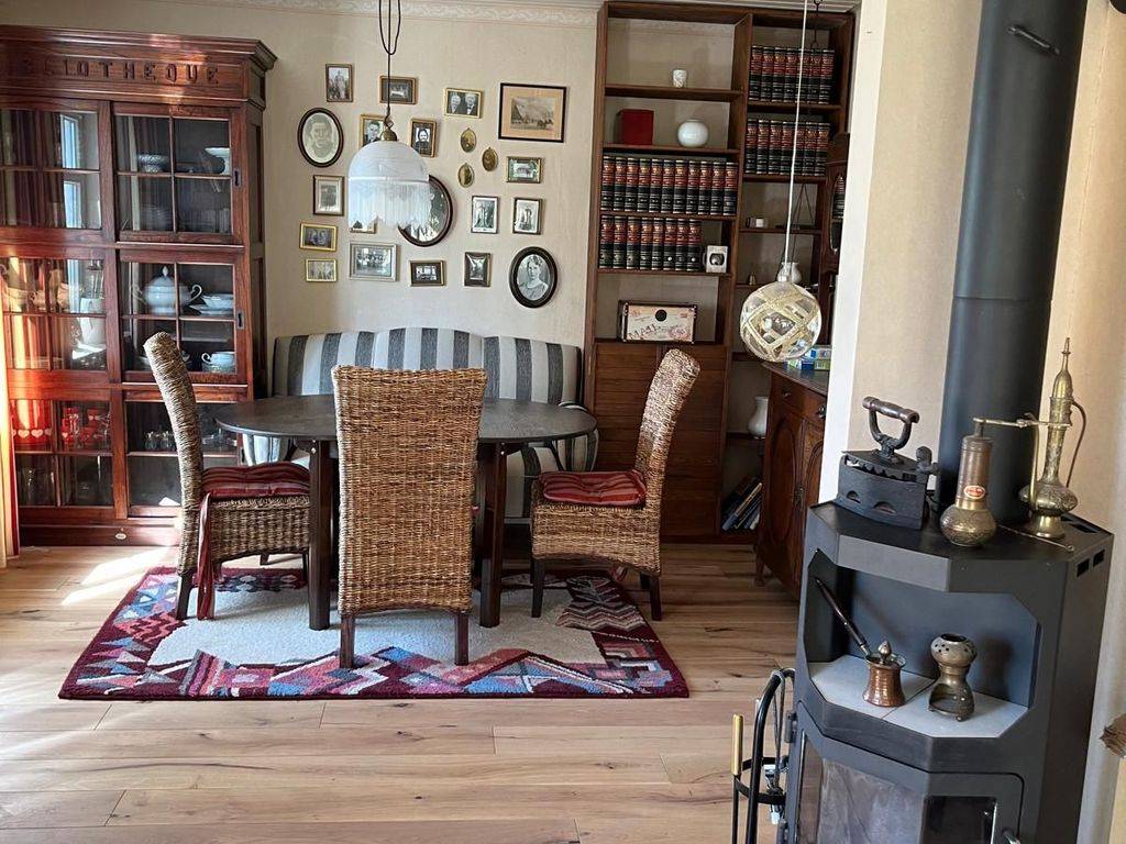 120 M² Huis ∙ 2 Slaapkamers ∙ 4 Gasten - Leer