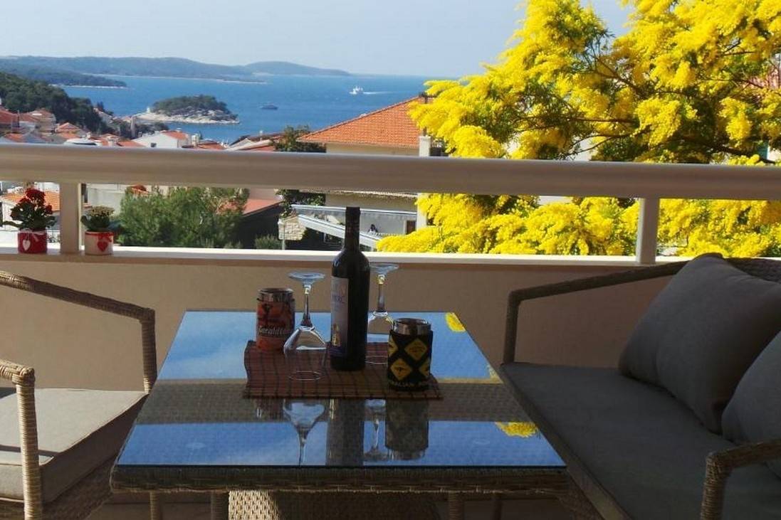 42 M² Ferienwohnung ∙ 1 Schlafzimmer ∙ 4 Gäste - Hvar