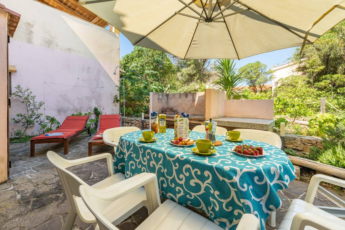 70 M² Villa ∙ 2 Habitaciones ∙ 6 Huéspedes - Badesi