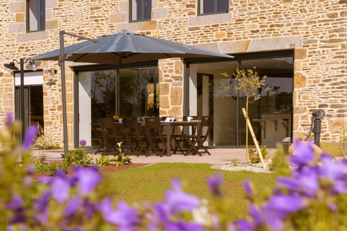 150 M² Maison De Vacances ∙ 5 Chambres ∙ 14 Personnes - Avranches