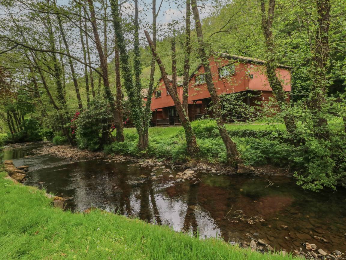 Cottage ∙ 3 Bedrooms ∙ 8 Guests - Port Talbot