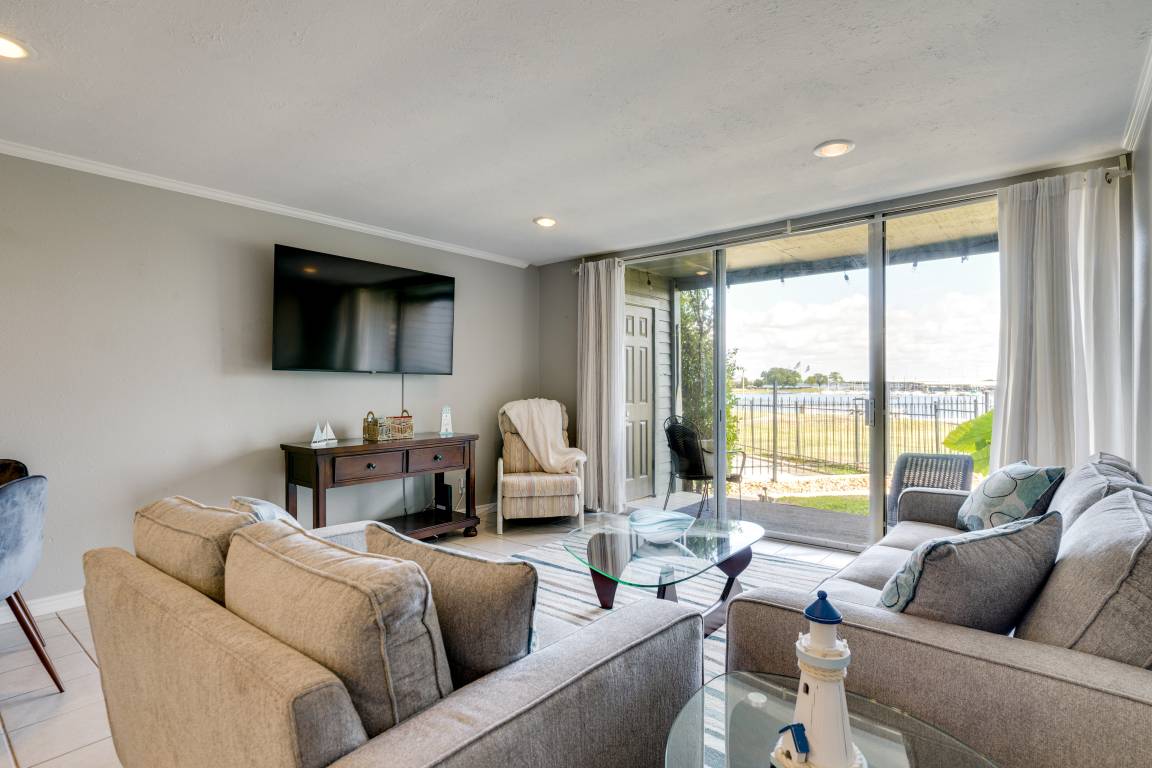 67 M² Apartment ∙ 1 Bedroom ∙ 4 Guests - Conroe, TX