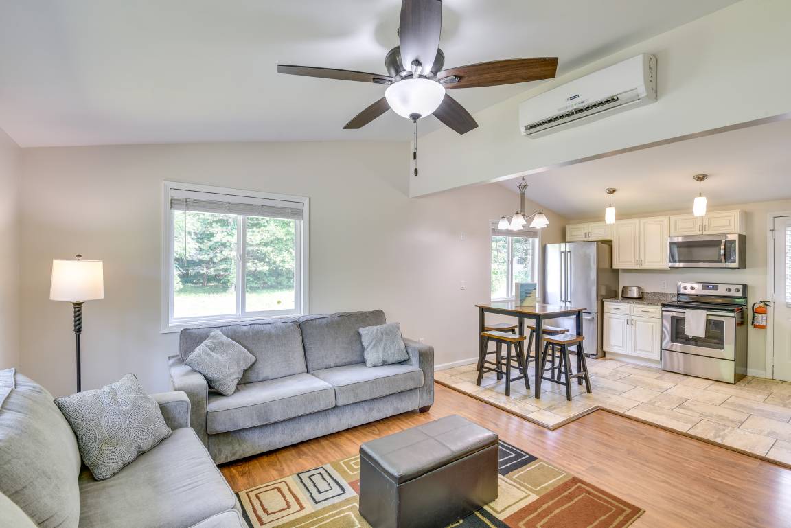 46 M² Apartment ∙ 2 Bedrooms ∙ 6 Guests - New Buffalo, MI