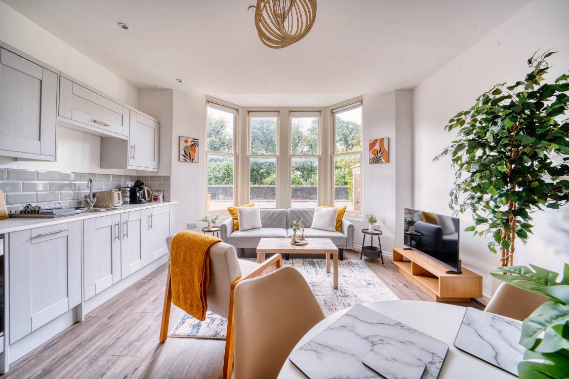 85 M² Casa ∙ 2 Habitaciones ∙ 6 Huéspedes - Cardiff