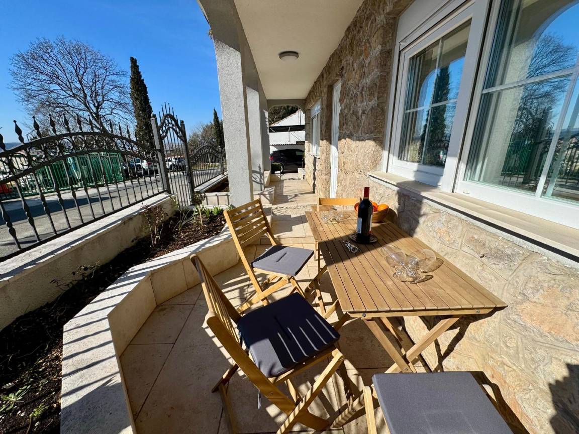 60 M² Apartment ∙ 1 Bedroom ∙ 4 Guests - Crikvenica