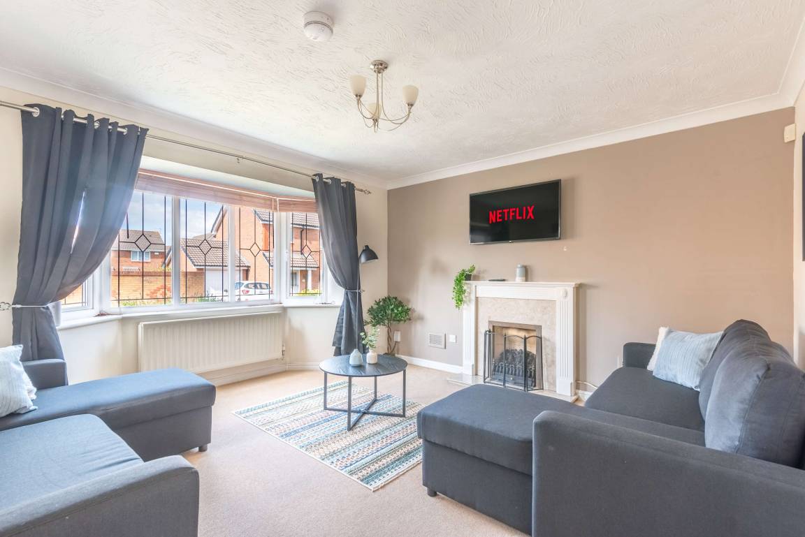 130 M² Maison De Vacances ∙ 4 Chambres ∙ 8 Personnes - Bristol