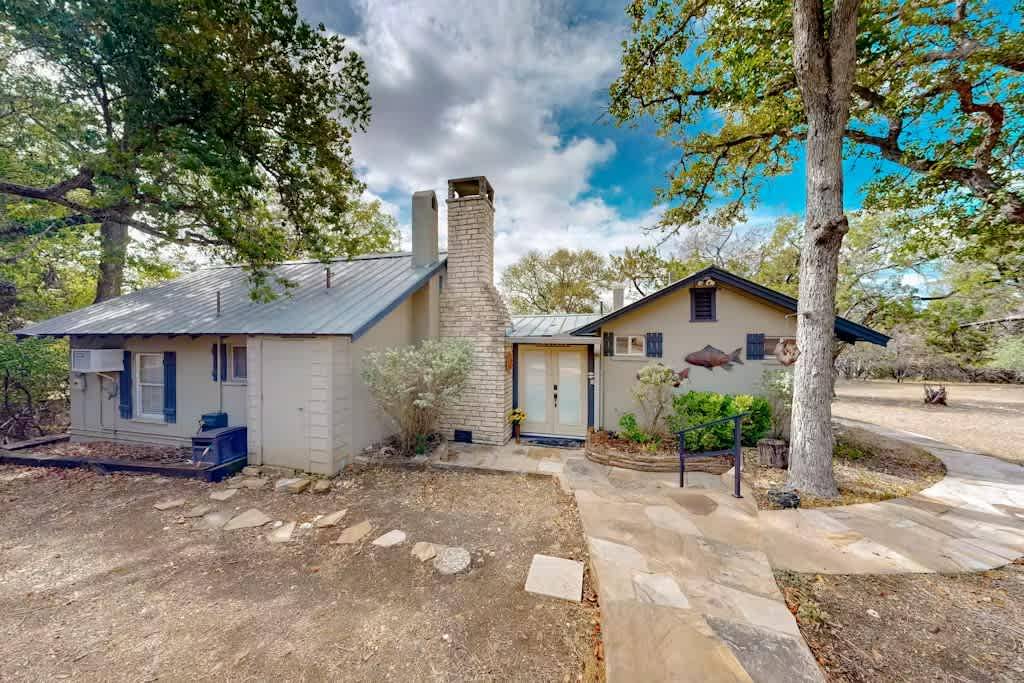 102 M² House ∙ 2 Bedrooms ∙ 6 Guests - Hunt, TX