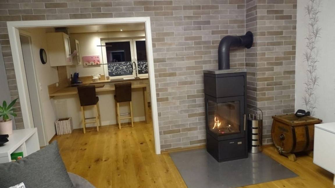 90 M² Ferienwohnung ∙ 2 Schlafzimmer ∙ 4 Gäste - Bad Emstal