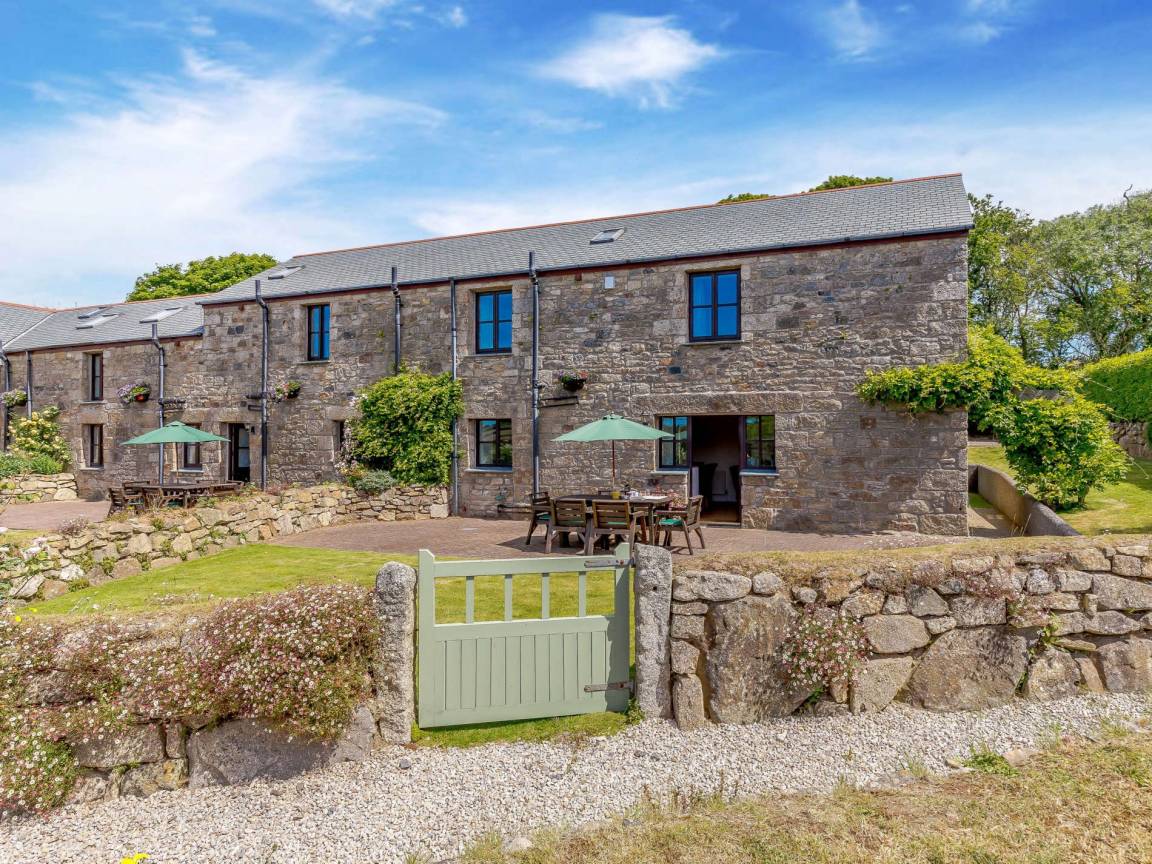Cottage ∙ 3 Bedrooms ∙ 6 Guests - Gwithian