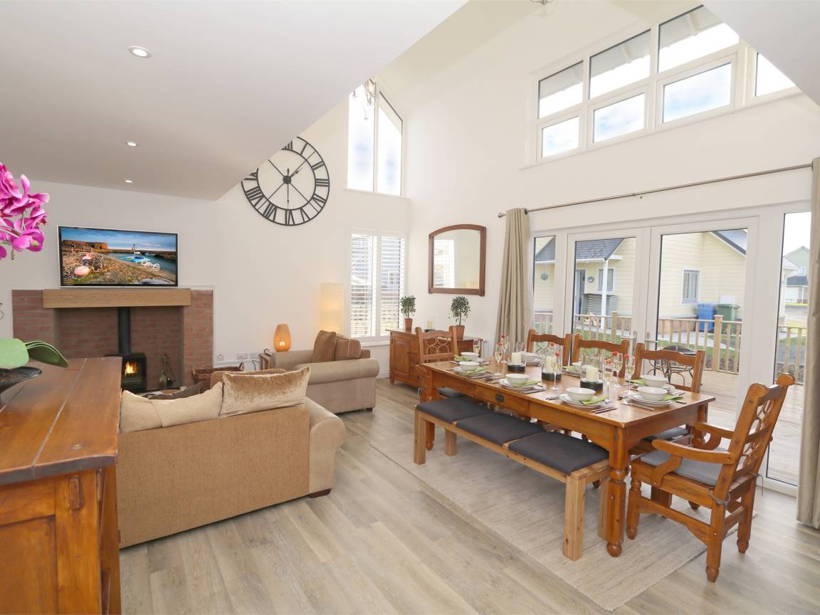 Cottage ∙ 3 Bedrooms ∙ 8 Guests - Beadnell Bay Beach