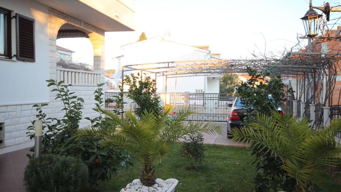 19 M² Apartment ∙ 1 Bedroom ∙ 2 Guests - Okrug Gornji