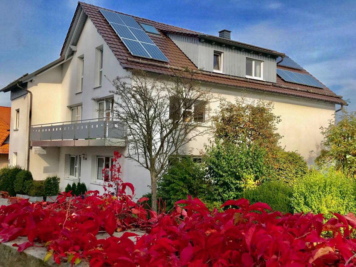 94 M² Ferienwohnung ∙ 2 Schlafzimmer ∙ 4 Gäste - Poppenhausen (Wasserkuppe)