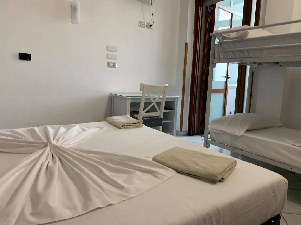 Privé Kamer ∙ 1 Slaapkamer ∙ 4 Gasten - Pisa