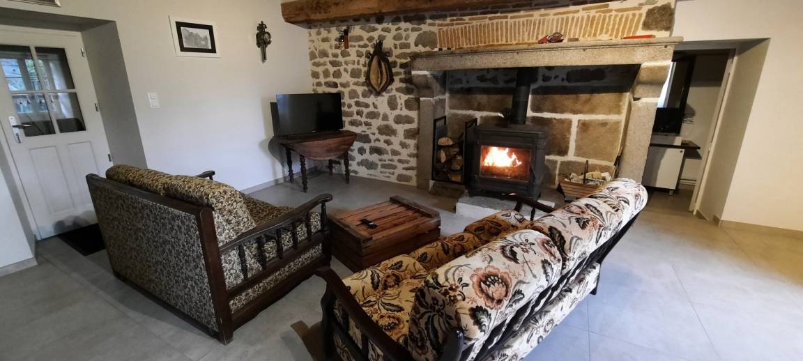 90 M² Maison De Vacances ∙ 2 Chambres ∙ 4 Personnes - Aubusson