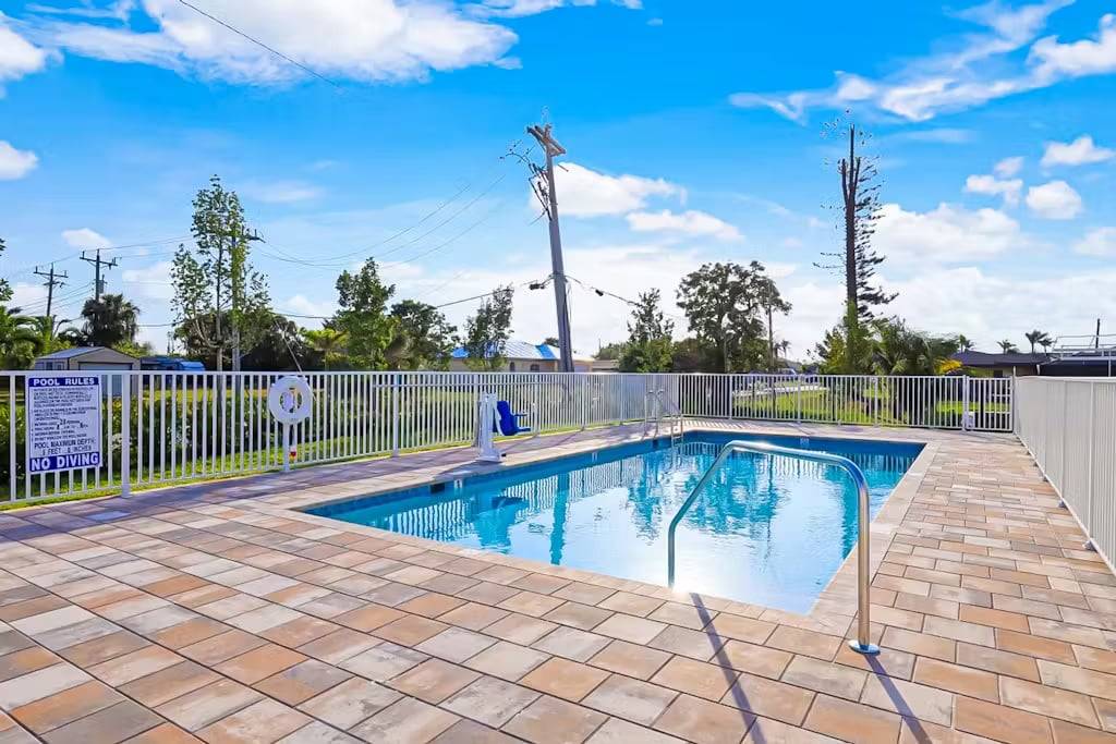 173 M² Condo ∙ 3 Bedrooms ∙ 8 Guests - Cape Coral, FL