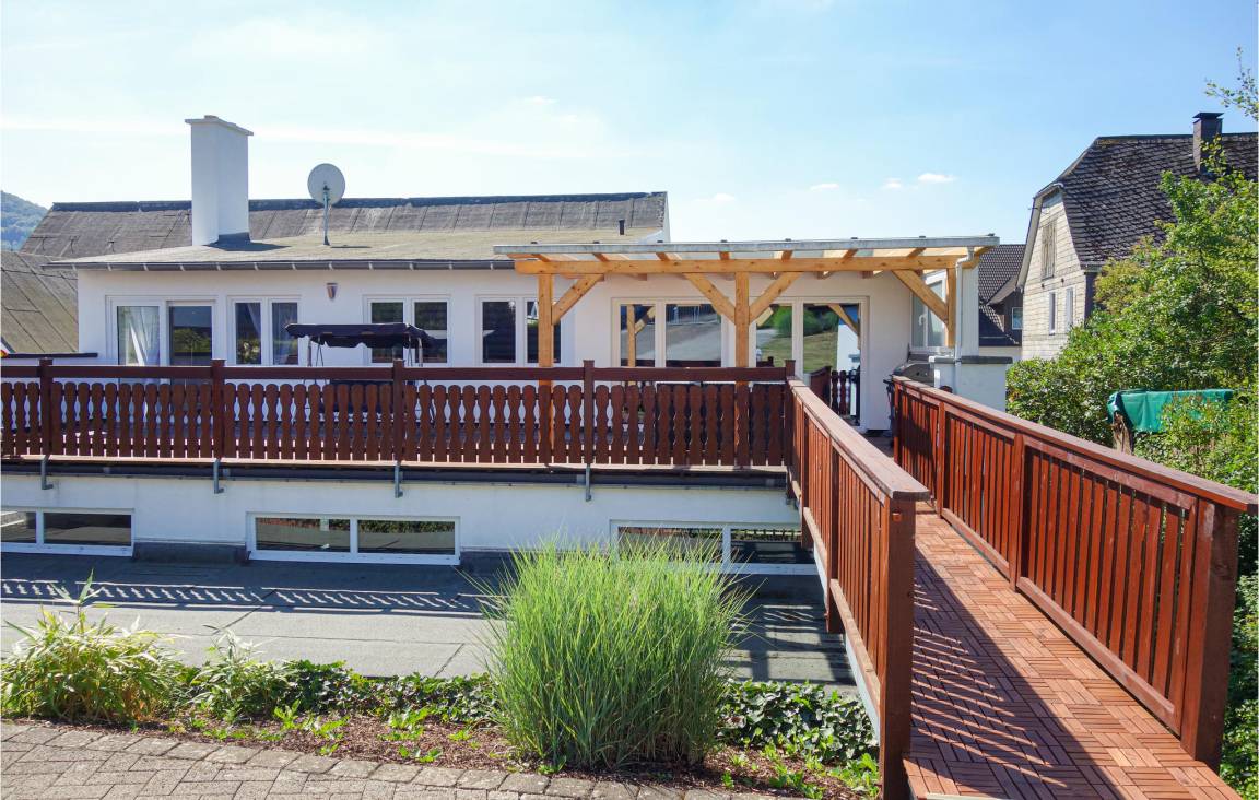 240 M² Ferienhaus ∙ 5 Schlafzimmer ∙ 10 Gäste - Bad Fredeburg
