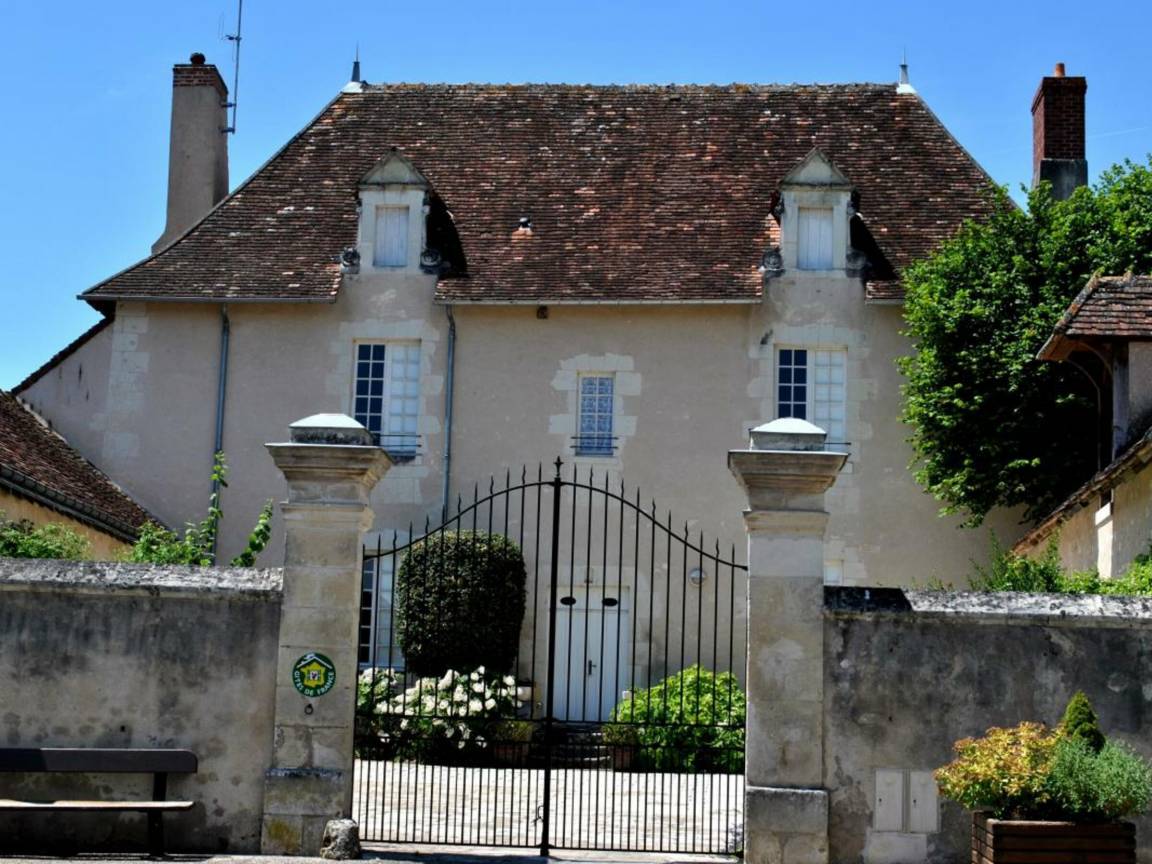 200 M² Cottage ∙ 4 Bedrooms ∙ 15 Guests - Touraine
