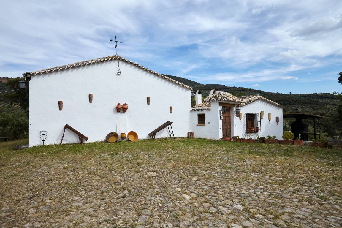 200 M² Casa Rural ∙ 4 Habitaciones ∙ 11 Huéspedes - Andalucía
