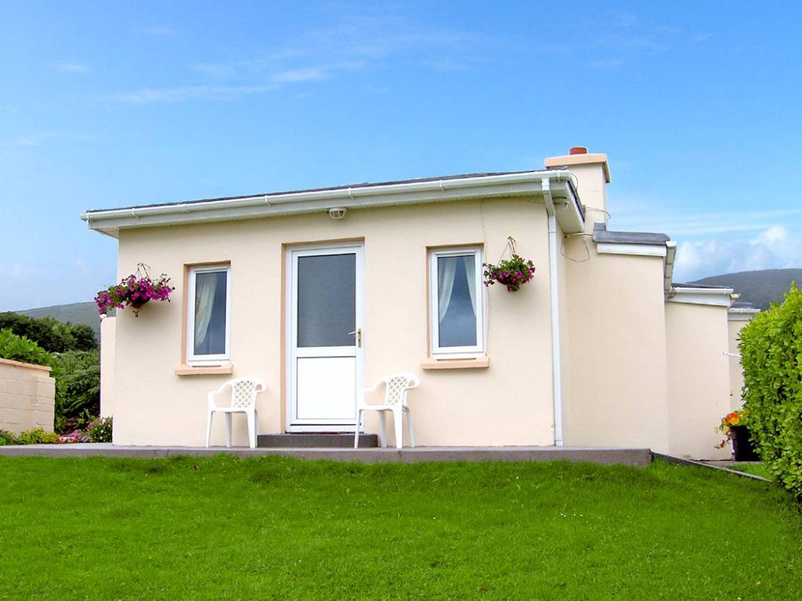 House ∙ 2 Bedrooms ∙ 3 Guests - County Kerry