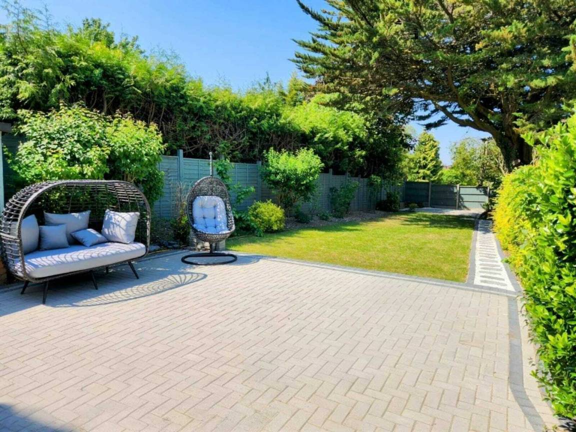 11 M² House ∙ 3 Bedrooms ∙ 5 Guests - London