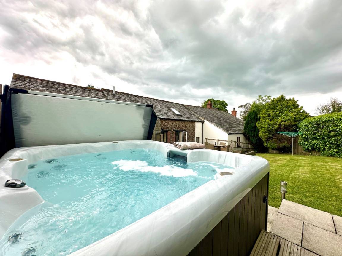 45 M² Cottage ∙ 2 Bedrooms ∙ 4 Guests - Holsworthy