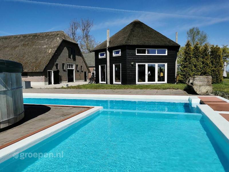 Chalet ∙ 7 Slaapkamers ∙ 14 Gasten - IJsselstein
