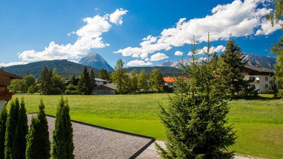 145 M² Apartment ∙ 4 Bedrooms ∙ 8 Guests - Seefeld