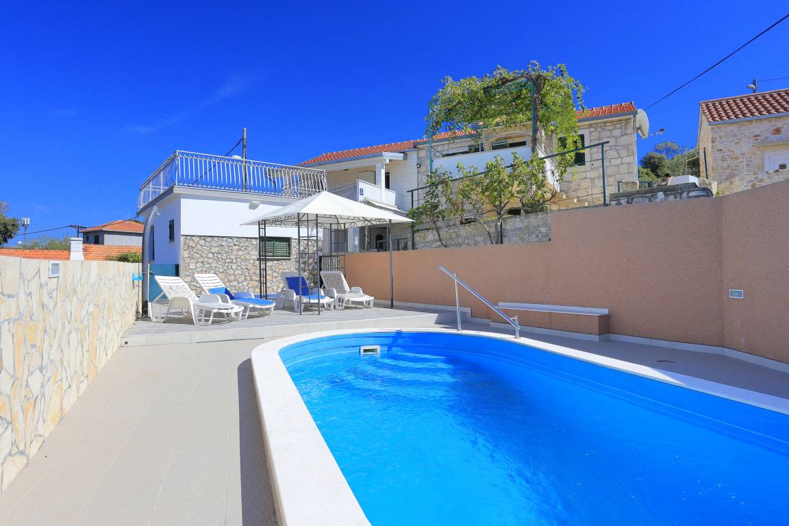 111 M² House ∙ 5 Bedrooms ∙ 9 Guests - Rogoznica