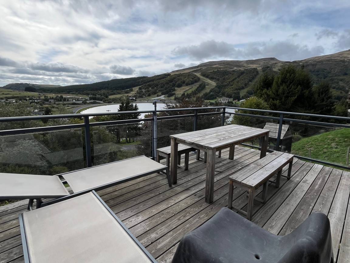 67 M² Chalet ∙ 4 Bedrooms ∙ 8 Guests - Lac Chambon