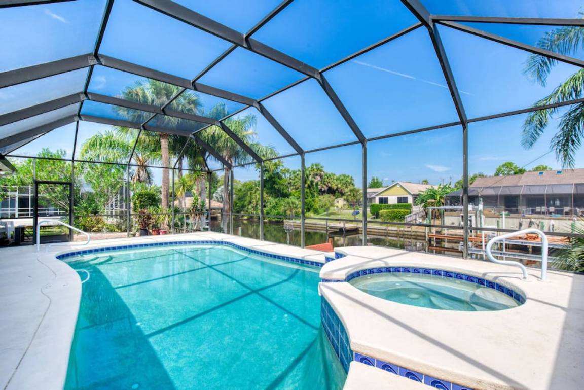 17 M² House ∙ 3 Bedrooms ∙ 10 Guests - Flagler Beach, FL