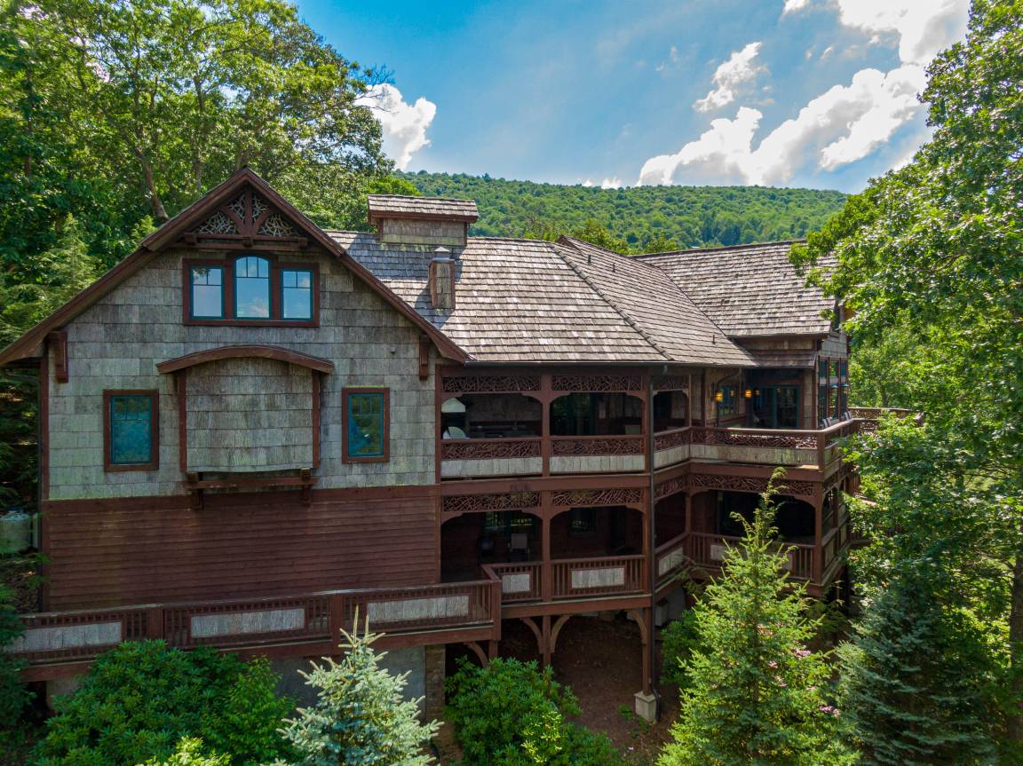702 M² House ∙ 7 Bedrooms ∙ 18 Guests - Boone, NC