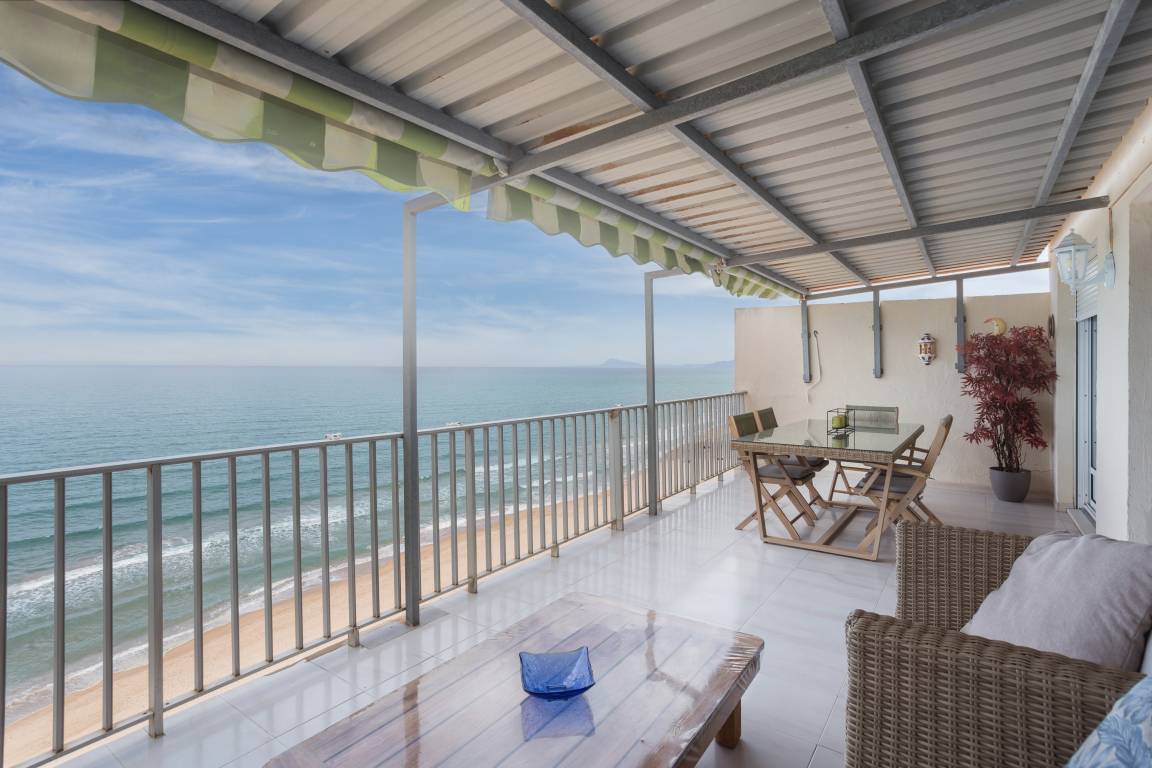 135 M² Apartment ∙ 3 Bedrooms ∙ 7 Guests - Tavernes de la Valldigna