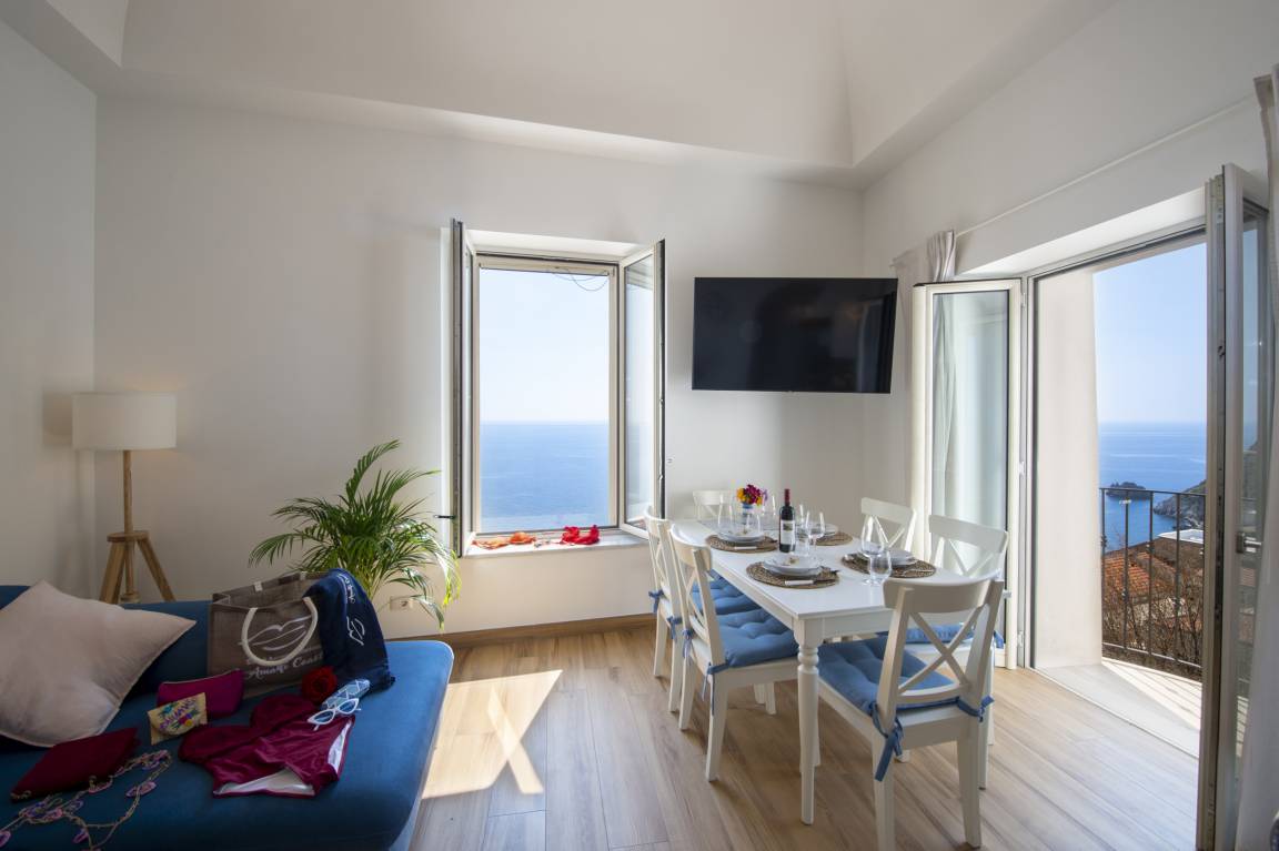 70 M² House ∙ 3 Bedrooms ∙ 4 Guests - Praiano