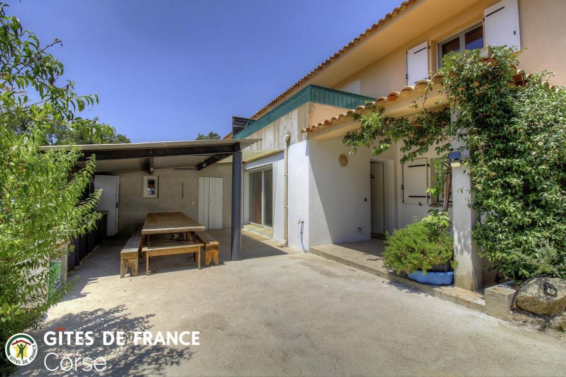 83 M² Gîte ∙ 2 Chambres ∙ 4 Personnes - Porto-Vecchio