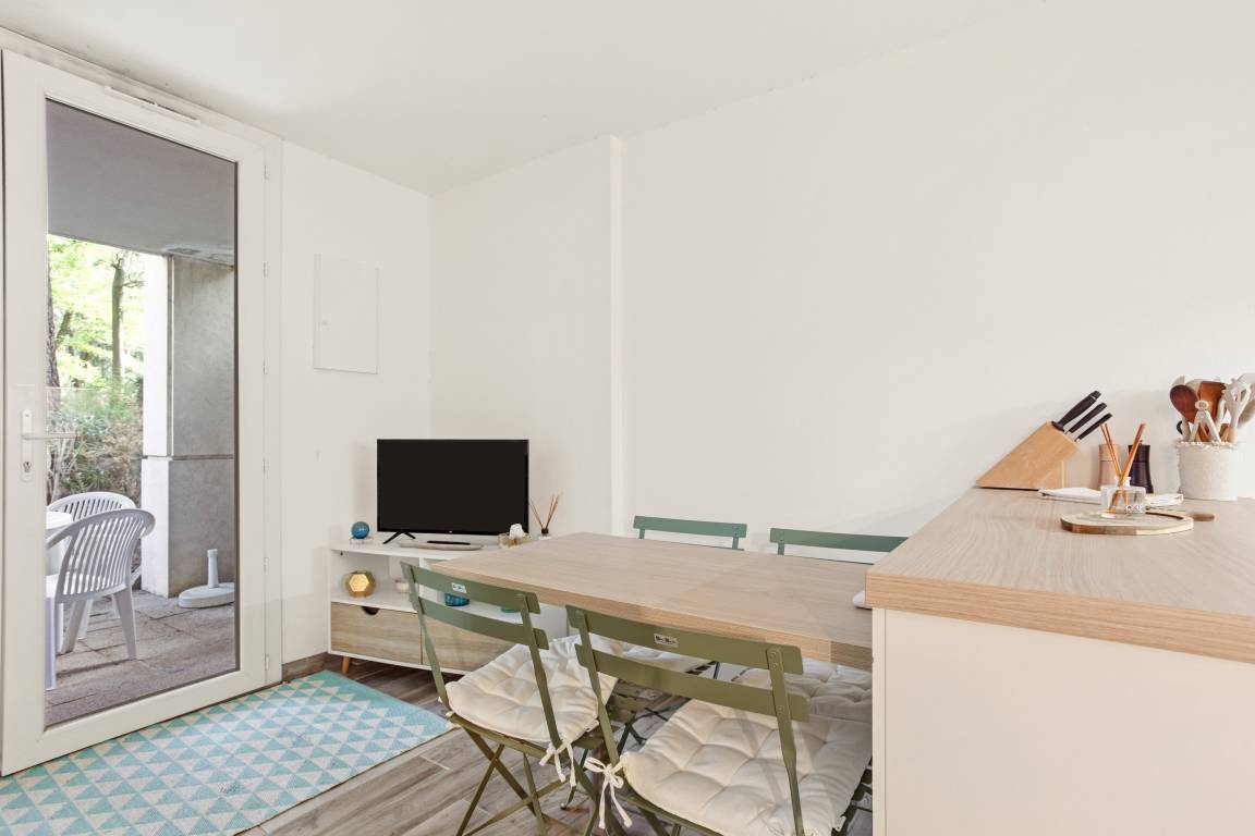 24 M² Studio Flat ∙ 4 Guests - Bormes-les-Mimosas