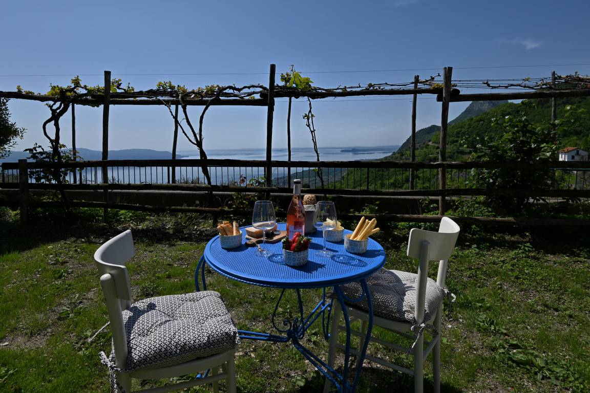 200 M² Huis ∙ 3 Slaapkamers ∙ 6 Gasten - San Zeno di Montagna
