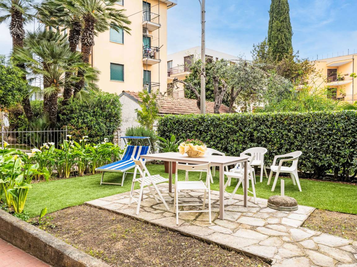 70 M² Appartement ∙ 1 Chambre ∙ 5 Personnes - Diano Marina