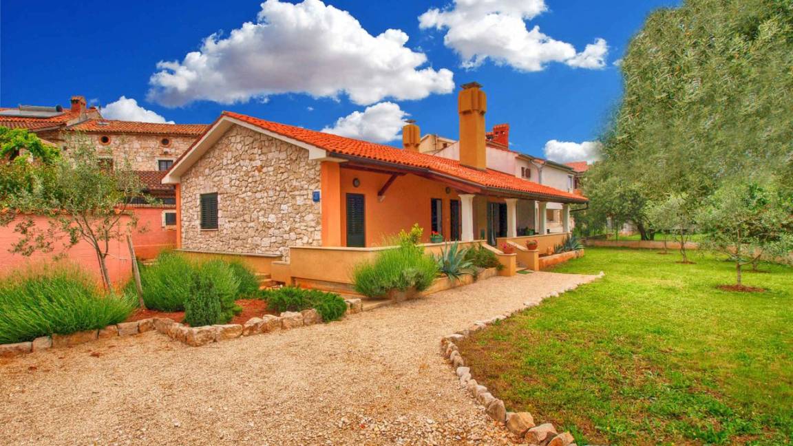 80 M² Ferienhaus ∙ 2 Schlafzimmer ∙ 4 Gäste - Poreč